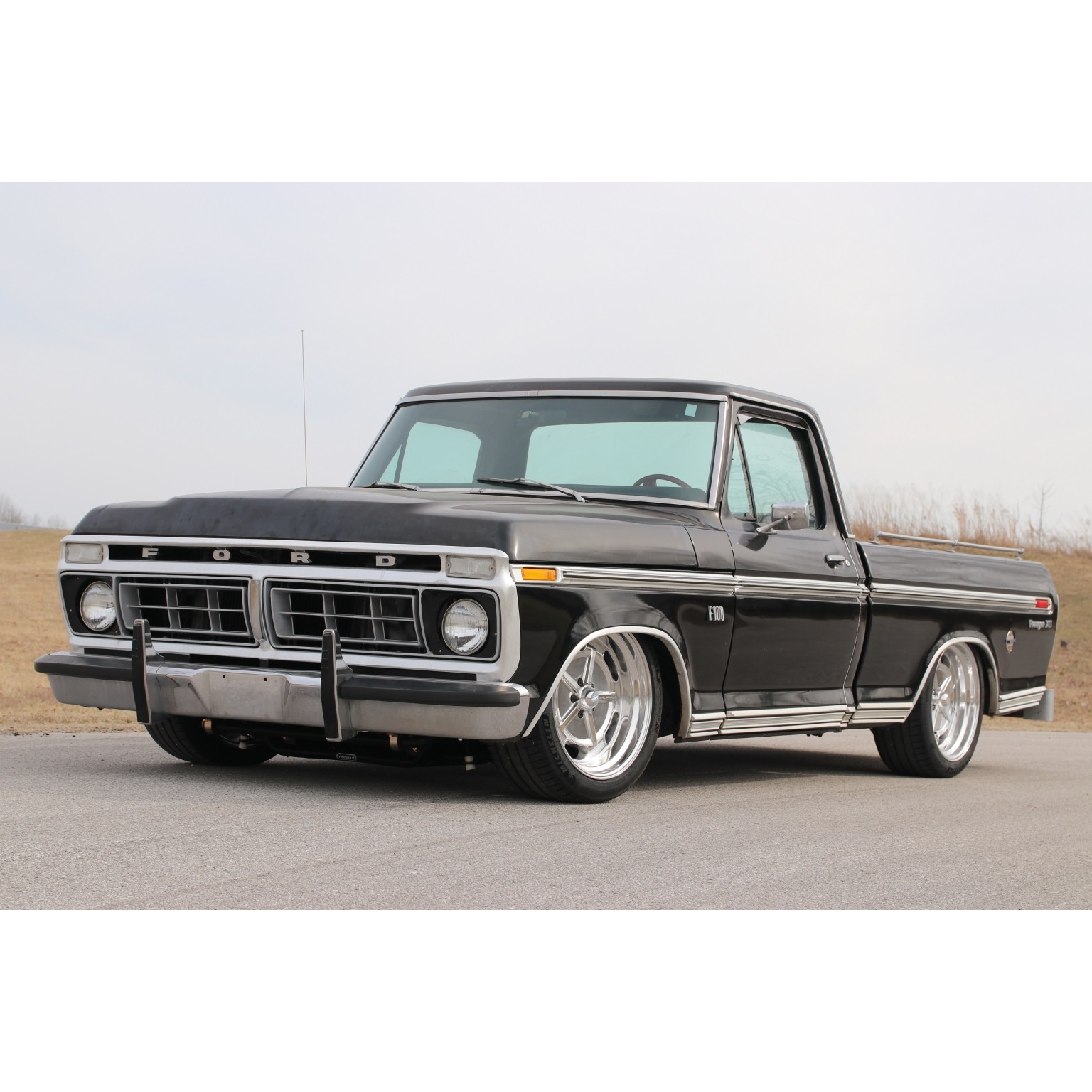 1965-79 Ford Truck F-100 and F-150 Suspension Kits - Ridetech